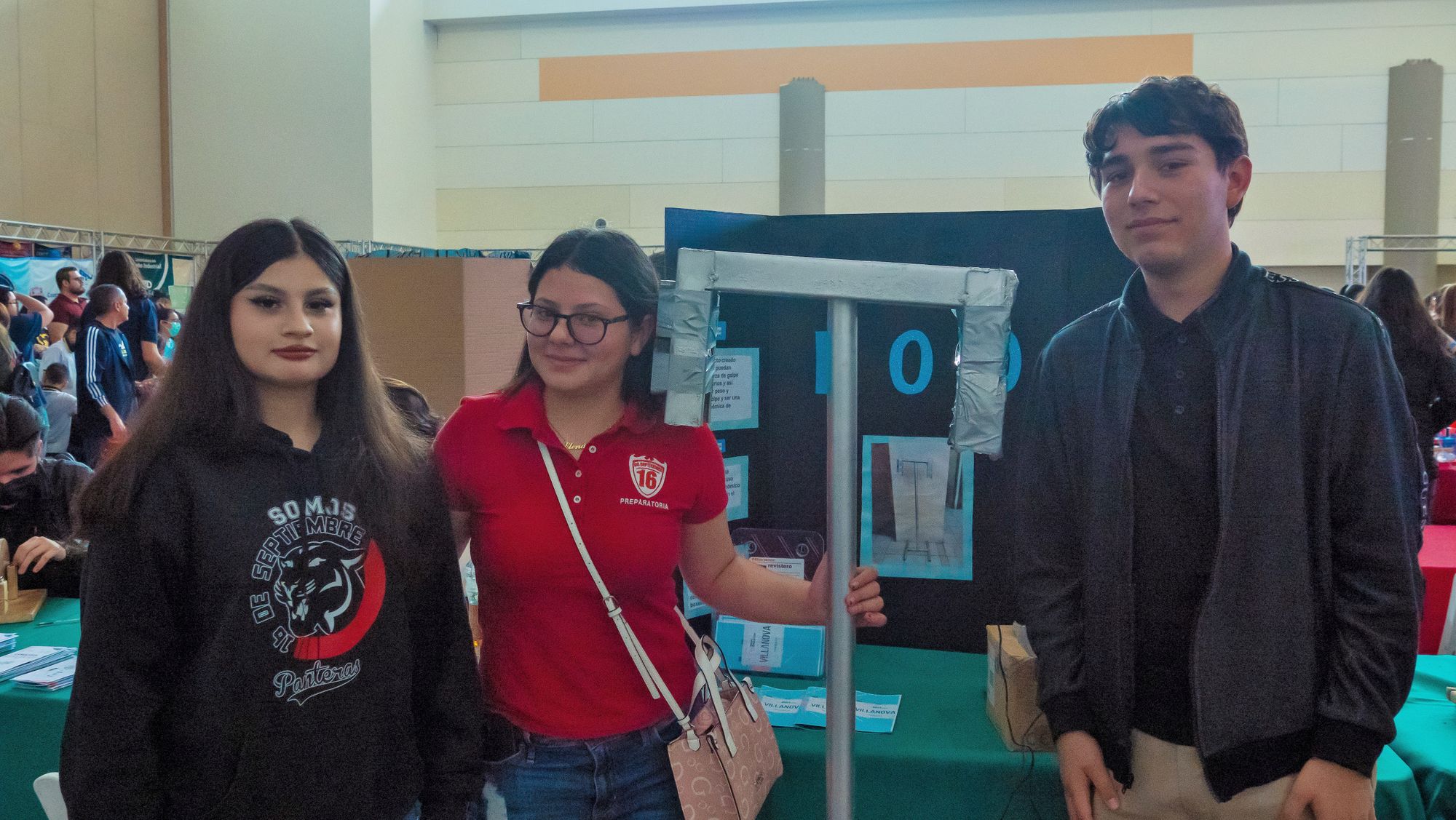 Preparatoria 16 de Septiembre presente en Mexicali Maker Faire